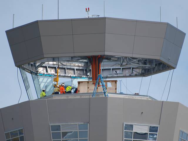 COM: Adelaide Airport Carpark & Pedestrian Plaza - Sensational-Adelaide.com